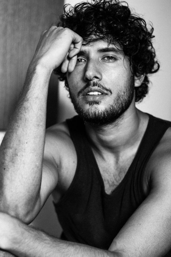 Rodrigo Lopes por Marcus Vinnyciu – Gossip Boy