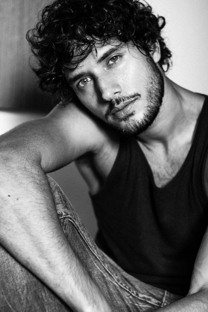 Rodrigo Lopes por Marcus Vinnyciu – Gossip Boy